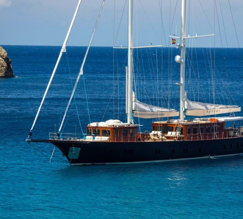 SATORI Yacht Charter Details, Big Blue Yachting Company | CHARTERWORLD ...